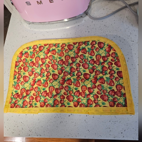 Kitchen | Toaster Cover 4 Slice Strawberry | Poshmark